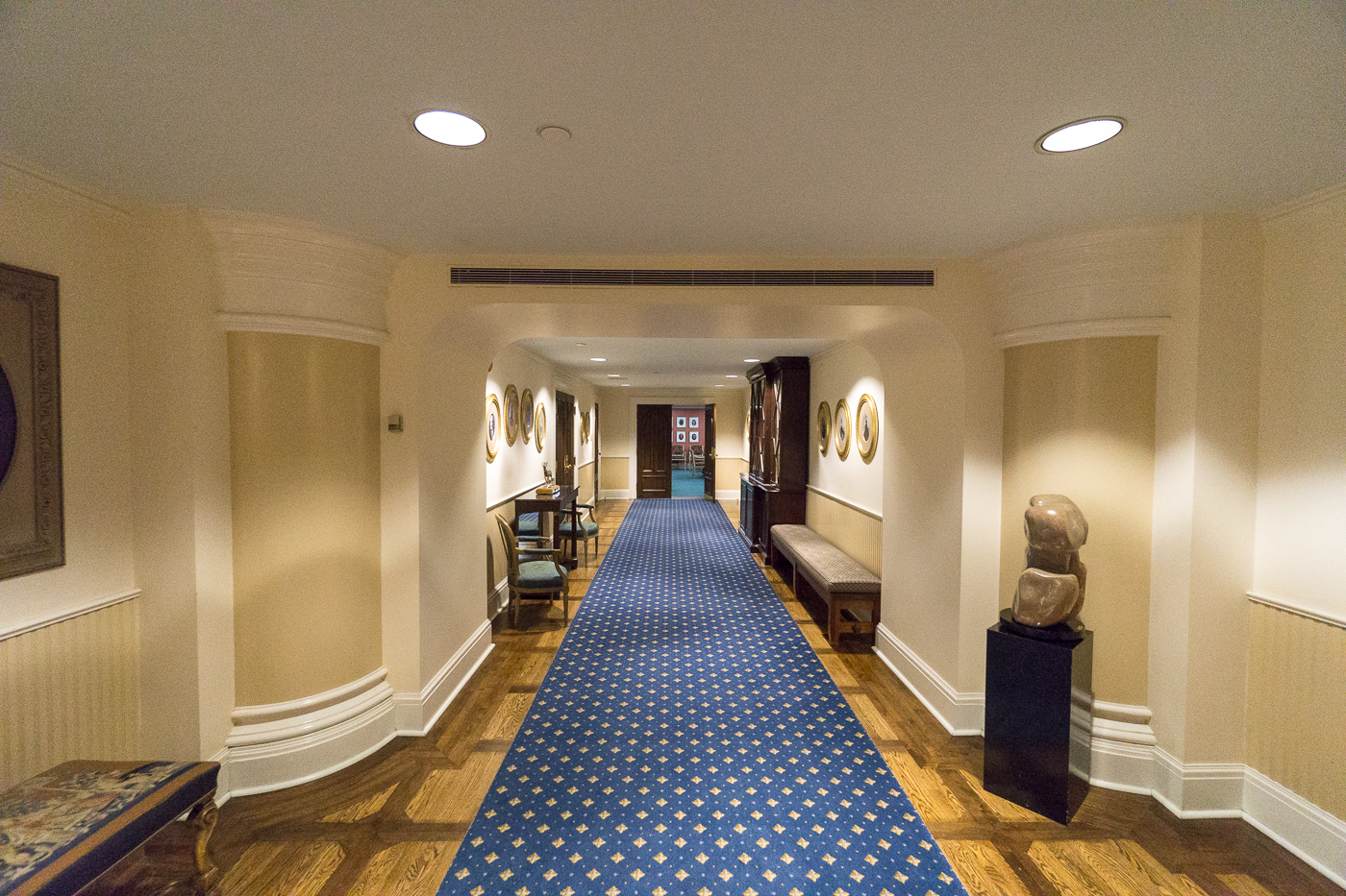 L’étonnant Rideau Hall, à voir absolument à Ottawa! - Moi, mes souliers